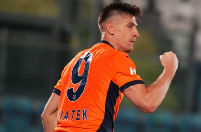 Piatek, Katar yolcusu